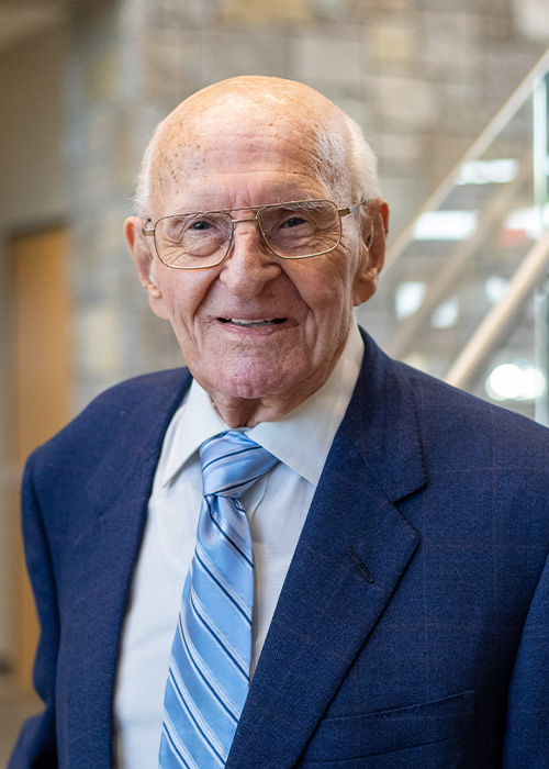 Paul Christen '50, HD'70